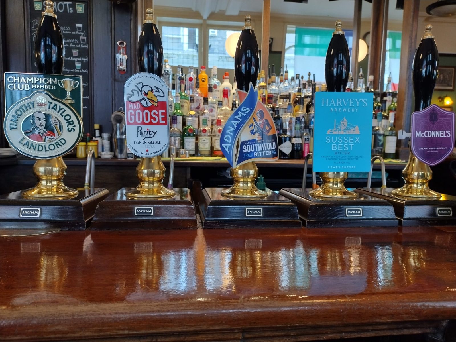 Classic British Pub | Borough, London | The King's Arms