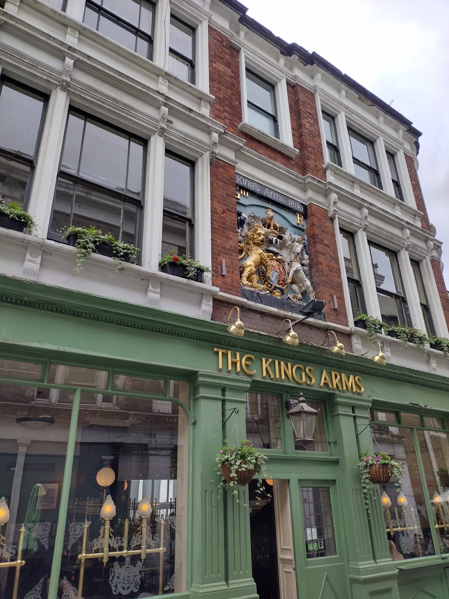 Friendly Pub | Borough, London | The King's Arms