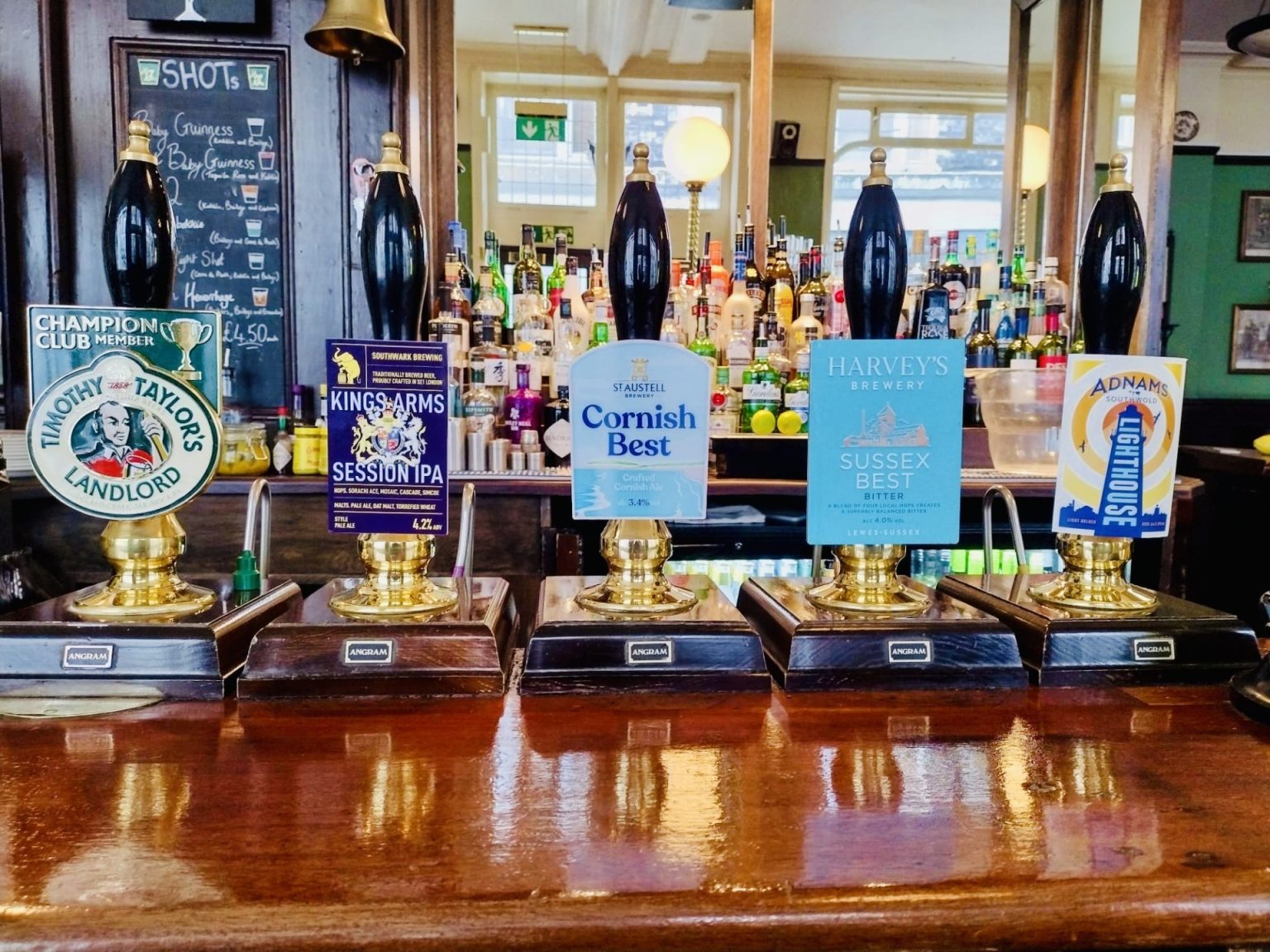 Classic British Pub | Borough, London | The King's Arms